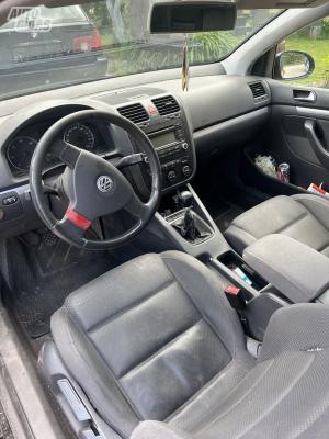 Volkswagen Golf 2007 in Jonava, with an engine capacity of 1.90 L and mileage of 320 thousand km for 800 €, photo 6 on AUTOMOTO.COM.LV