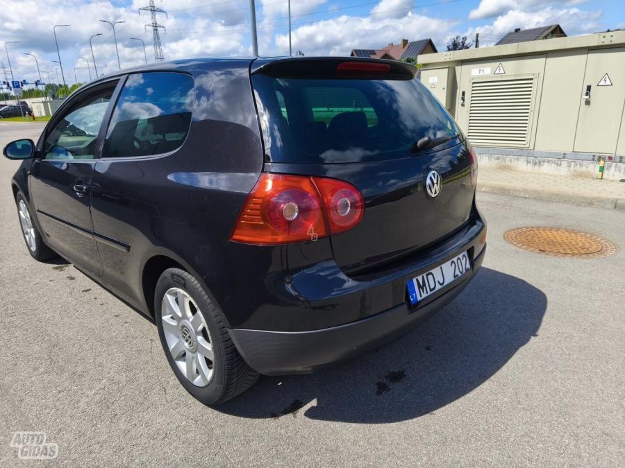 Volkswagen Golf 2007 in Kaunas, with an engine capacity of 1.90 L and mileage of 400 thousand km for 600 €, photo 8 on AUTOMOTO.COM.LV