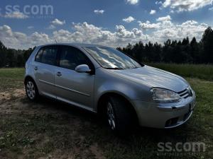Volkswagen Golf 2007 in Riga, with an engine capacity of 1.60 L and mileage of 162 thousand km for 1400 €, photo 4 on AUTOMOTO.COM.LV