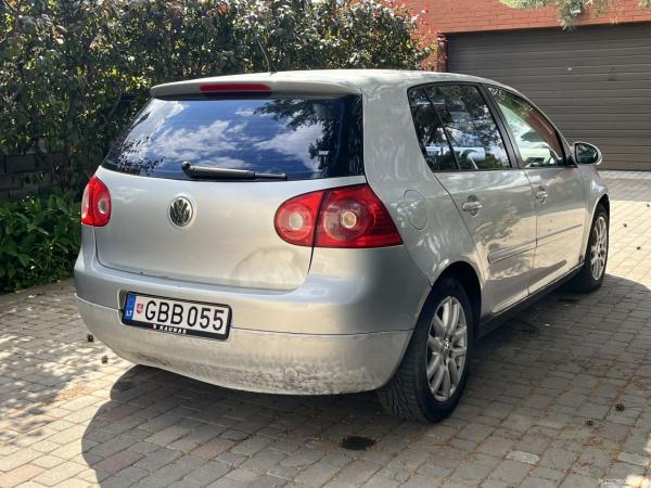Volkswagen Golf 2007 Kauņa, ar dzinēja tilpumu 1.90 L un nobraukumu 346 tūkst. km par 1900 €, foto 4 vietnē AUTOMOTO.COM.LV