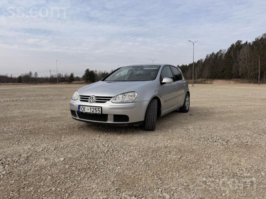 Volkswagen Golf 2007 in Ludza, with an engine capacity of 1.90 L and mileage of 310 thousand km for 2350 €, photo 3 on AUTOMOTO.COM.LV