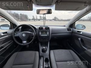 Volkswagen Golf 2007 in Ludza, with an engine capacity of 1.90 L and mileage of 310 thousand km for 2350 €, photo 8 on AUTOMOTO.COM.LV