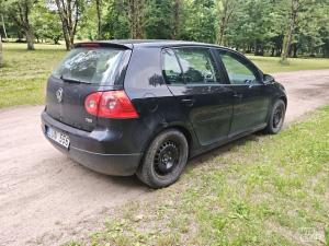 Volkswagen Golf 2007 in Vilnius, with an engine capacity of 1.90 L and mileage of 302 thousand km for 650 €, photo 3 on AUTOMOTO.COM.LV