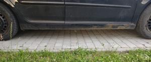 Volkswagen Golf 2007 in Vilnius, with an engine capacity of 1.90 L and mileage of 302 thousand km for 650 €, photo 6 on AUTOMOTO.COM.LV