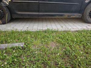 Volkswagen Golf 2007 in Vilnius, with an engine capacity of 1.90 L and mileage of 302 thousand km for 650 €, photo 9 on AUTOMOTO.COM.LV