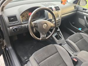 Volkswagen Golf 2007 in Vilnius, with an engine capacity of 1.90 L and mileage of 302 thousand km for 650 €, photo 16 on AUTOMOTO.COM.LV
