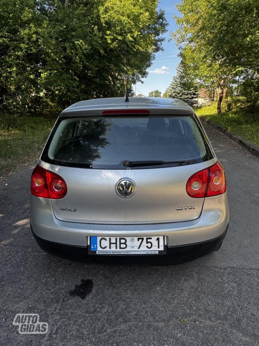 Volkswagen Golf 2007 in Siauliai, with an engine capacity of 1.60 L and mileage of 250 thousand km for 1750 €, photo 10 on AUTOMOTO.COM.LV