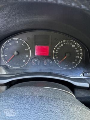 Volkswagen Golf 2007 in Siauliai, with an engine capacity of 1.60 L and mileage of 250 thousand km for 1750 €, photo 12 on AUTOMOTO.COM.LV