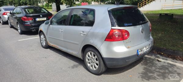 Volkswagen Golf 2007 in Vilnius, with an engine capacity of 2.00 L and mileage of 312 thousand km for 555 €, photo 6 on AUTOMOTO.COM.LV
