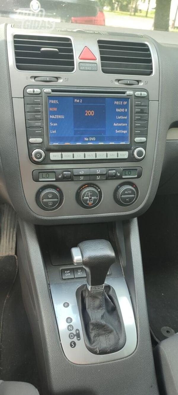 Volkswagen Golf 2007 in Vilnius, with an engine capacity of 2.00 L and mileage of 312 thousand km for 555 €, photo 10 on AUTOMOTO.COM.LV