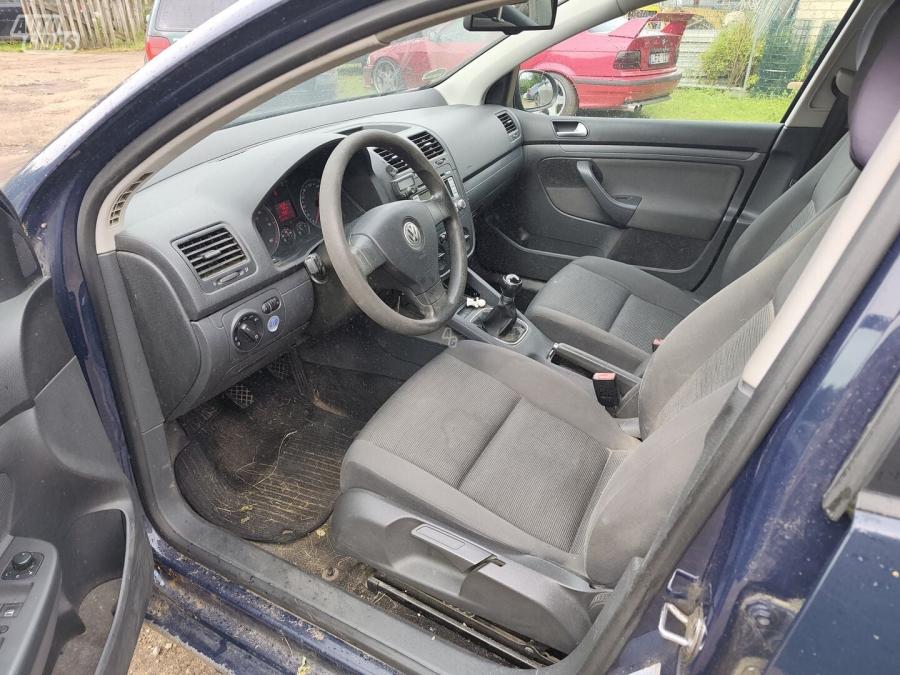 Volkswagen Golf 2007 Ignalina, ar dzinēja tilpumu 2.00 L un nobraukumu 289 tūkst. km par 450 €, foto 6 vietnē AUTOMOTO.COM.LV