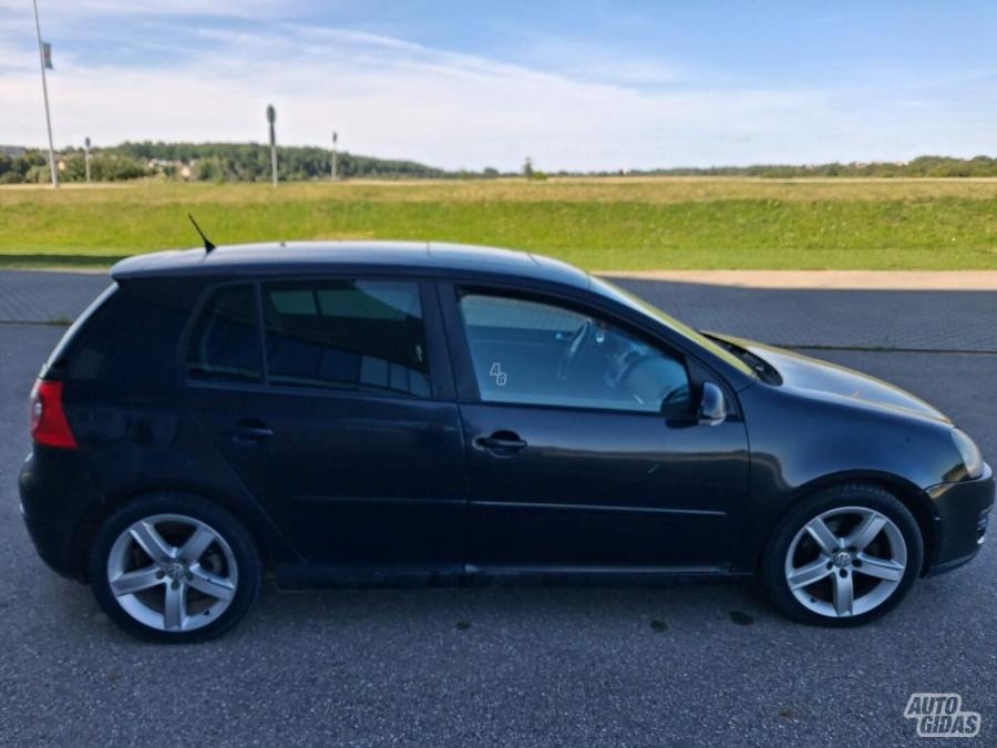 Volkswagen Golf 2007 in Vilnius, with an engine capacity of 1.90 L and mileage of 369 thousand km for 850 €, photo 6 on AUTOMOTO.COM.LV