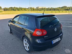Volkswagen Golf 2007 in Vilnius, with an engine capacity of 1.90 L and mileage of 369 thousand km for 850 €, photo 8 on AUTOMOTO.COM.LV