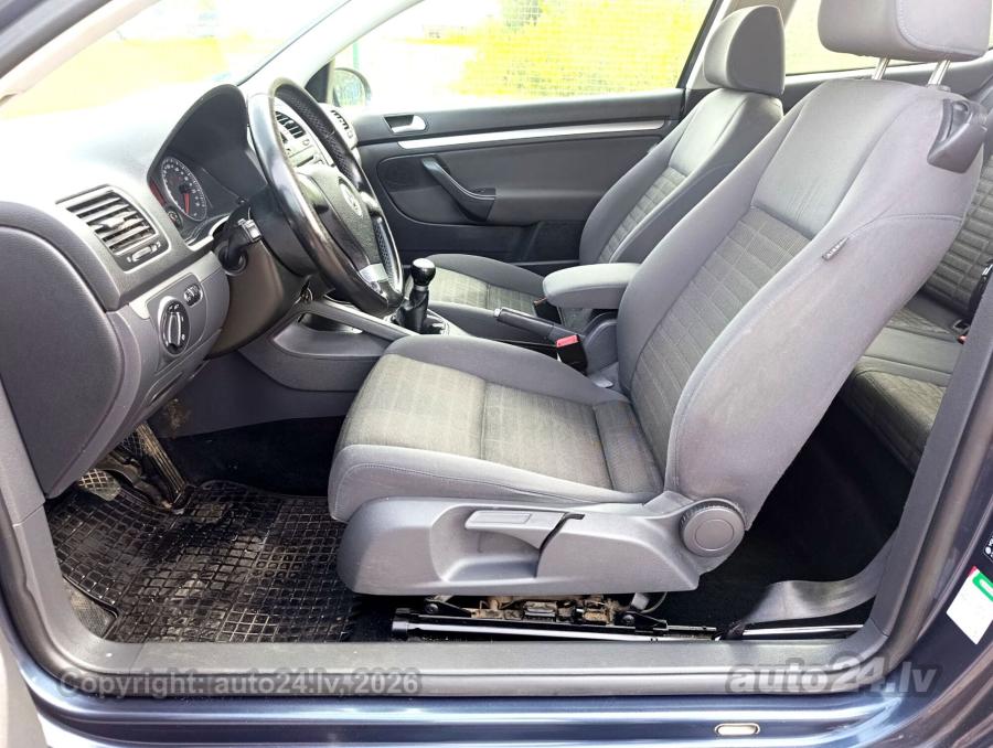 Volkswagen Golf 2007 Tallina, ar dzinēja tilpumu 1.90 L un nobraukumu 337 tūkst. km par 1299 €, foto 12 vietnē AUTOMOTO.COM.LV