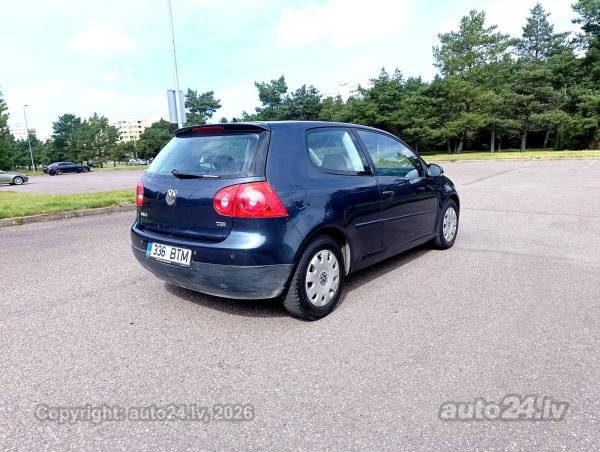 Volkswagen Golf 2007 Tallina, ar dzinēja tilpumu 1.90 L un nobraukumu 337 tūkst. km par 1299 €, foto 4 vietnē AUTOMOTO.COM.LV