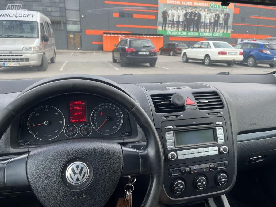 Volkswagen Golf 2007 Pasvalys, ar dzinēja tilpumu 2.00 L un nobraukumu 308 tūkst. km par 1000 €, foto 7 vietnē AUTOMOTO.COM.LV