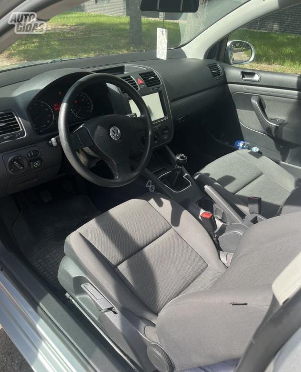 Volkswagen Golf 2007 in Klaipeda, with an engine capacity of 1.40 L and mileage of 268 thousand km for 1550 €, photo 8 on AUTOMOTO.COM.LV
