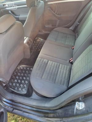Volkswagen Golf 2007 in Kupiskis, with an engine capacity of 1.90 L and mileage of 295 thousand km for 1500 €, photo 11 on AUTOMOTO.COM.LV