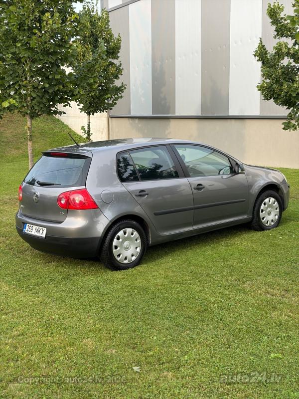 Volkswagen Golf 2007 in Tallinn on AUTOMOTO.COM.LV Volkswagen Golf 2007 in Tallinn, with an engine capacity of 1.60 L and mileage of 188 thousand km for 1999 €, photo 5 on AUTOMOTO.COM.LV