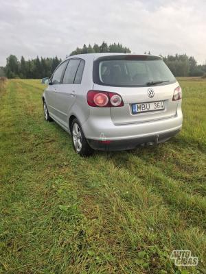 Volkswagen Golf 2007 in Vilnius, with an engine capacity of 1.90 L and mileage of 303 thousand km for 1850 €, photo 4 on AUTOMOTO.COM.LV