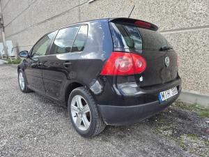 Volkswagen Golf 2007 Šauļi, ar dzinēja tilpumu 1.90 L un nobraukumu 434 tūkst. km par 1200 €, foto 4 vietnē AUTOMOTO.COM.LV