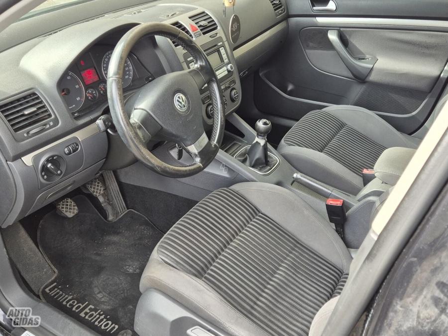Volkswagen Golf 2007 Šauļi, ar dzinēja tilpumu 1.90 L un nobraukumu 434 tūkst. km par 1200 €, foto 7 vietnē AUTOMOTO.COM.LV
