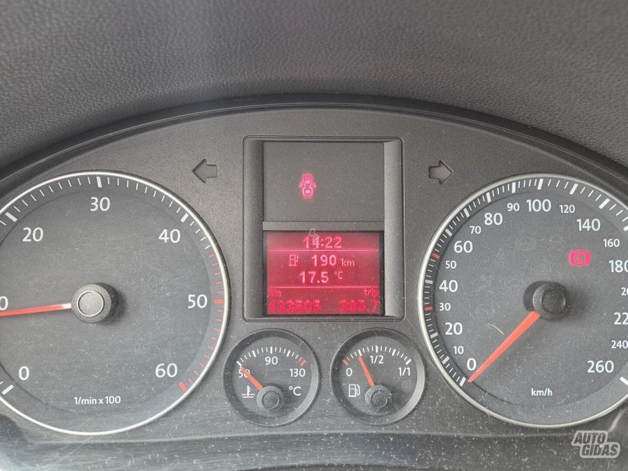 Volkswagen Golf 2007 Šauļi, ar dzinēja tilpumu 1.90 L un nobraukumu 434 tūkst. km par 1200 €, foto 9 vietnē AUTOMOTO.COM.LV