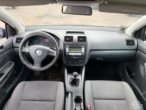 Volkswagen Golf 2007 in Silute, with an engine capacity of 1.90 L and mileage of 231 thousand km for 1499 €, photo 9 on AUTOMOTO.COM.LV
