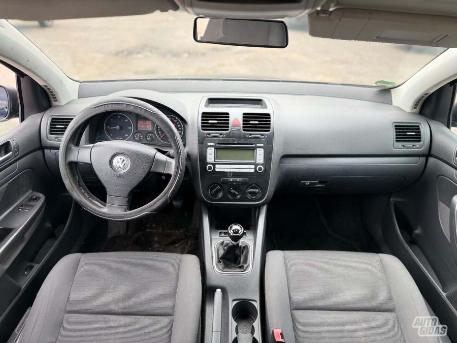 Volkswagen Golf 2007 in Silute, with an engine capacity of 1.90 L and mileage of 231 thousand km for 1499 €, photo 9 on AUTOMOTO.COM.LV