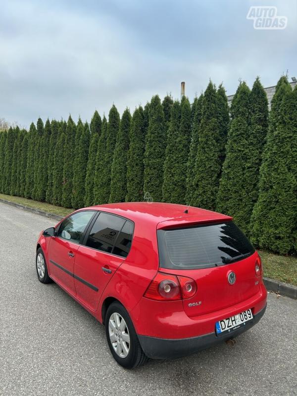 Volkswagen Golf 2007 in Kaunas on AUTOMOTO.COM.LV Volkswagen Golf 2007 in Kaunas, with an engine capacity of 1.90 L and mileage of 280 thousand km for 1250 €, photo 4 on AUTOMOTO.COM.LV