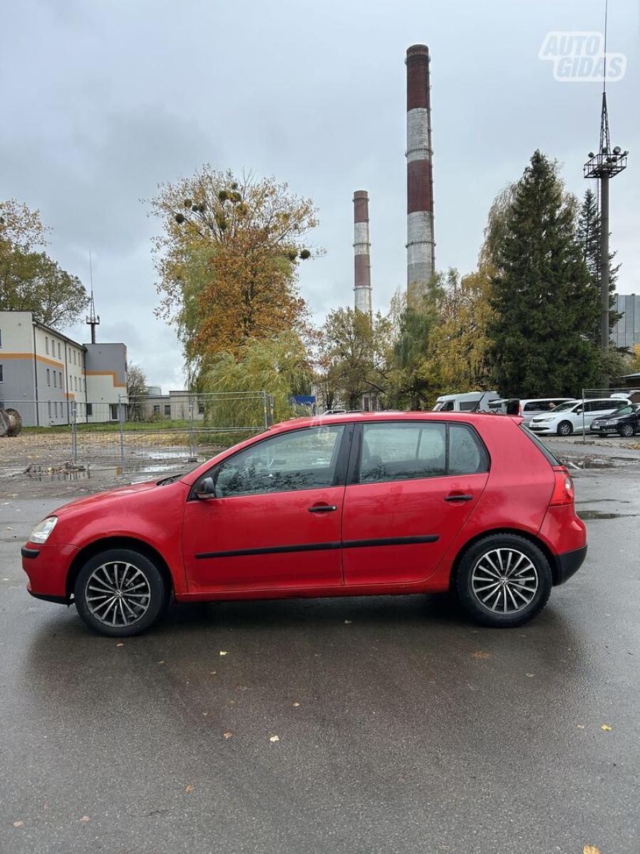 Volkswagen Golf 2007 Kauņa, ar dzinēja tilpumu 1.90 L un nobraukumu 355 tūkst. km par 800 €, foto 3 vietnē AUTOMOTO.COM.LV