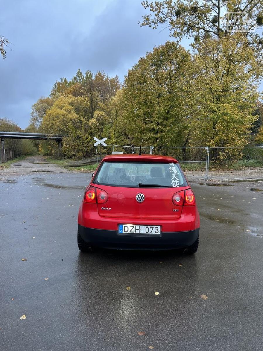 Volkswagen Golf 2007 Kauņa, ar dzinēja tilpumu 1.90 L un nobraukumu 355 tūkst. km par 800 €, foto 5 vietnē AUTOMOTO.COM.LV