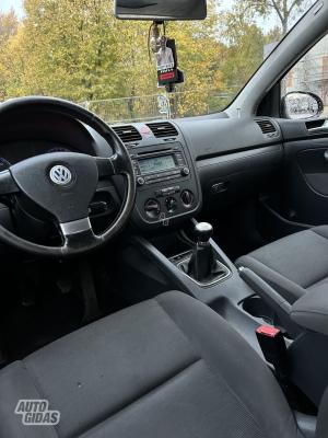 Volkswagen Golf 2007 Kauņa, ar dzinēja tilpumu 1.90 L un nobraukumu 355 tūkst. km par 800 €, foto 9 vietnē AUTOMOTO.COM.LV