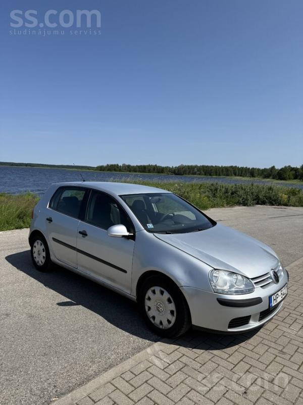 Volkswagen Golf 2008 in Riga, with an engine capacity of 1.90 L and mileage of 262 thousand km for 1650 €, photo 3 on AUTOMOTO.COM.LV