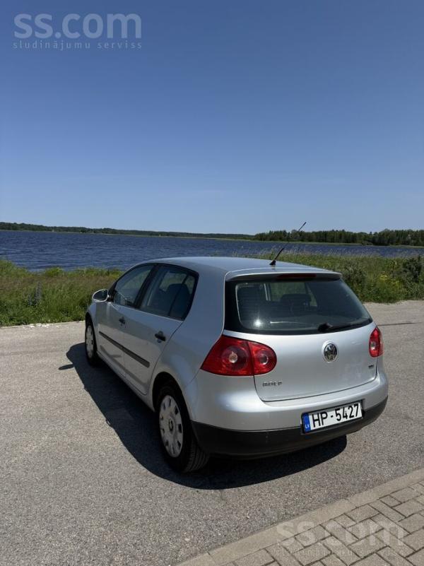 Volkswagen Golf 2008 in Riga, with an engine capacity of 1.90 L and mileage of 262 thousand km for 1650 €, photo 4 on AUTOMOTO.COM.LV