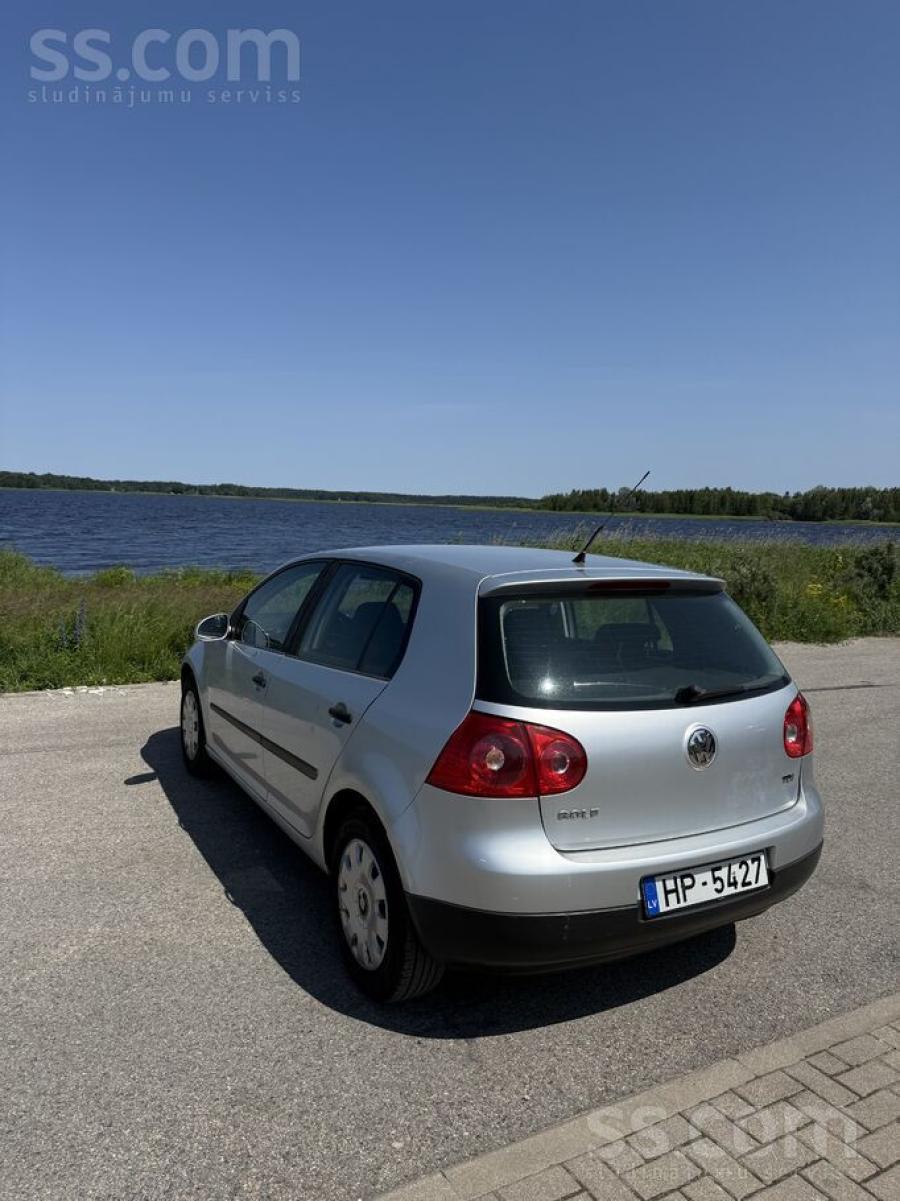 Volkswagen Golf 2008 in Riga, with an engine capacity of 1.90 L and mileage of 262 thousand km for 1650 €, photo 4 on AUTOMOTO.COM.LV
