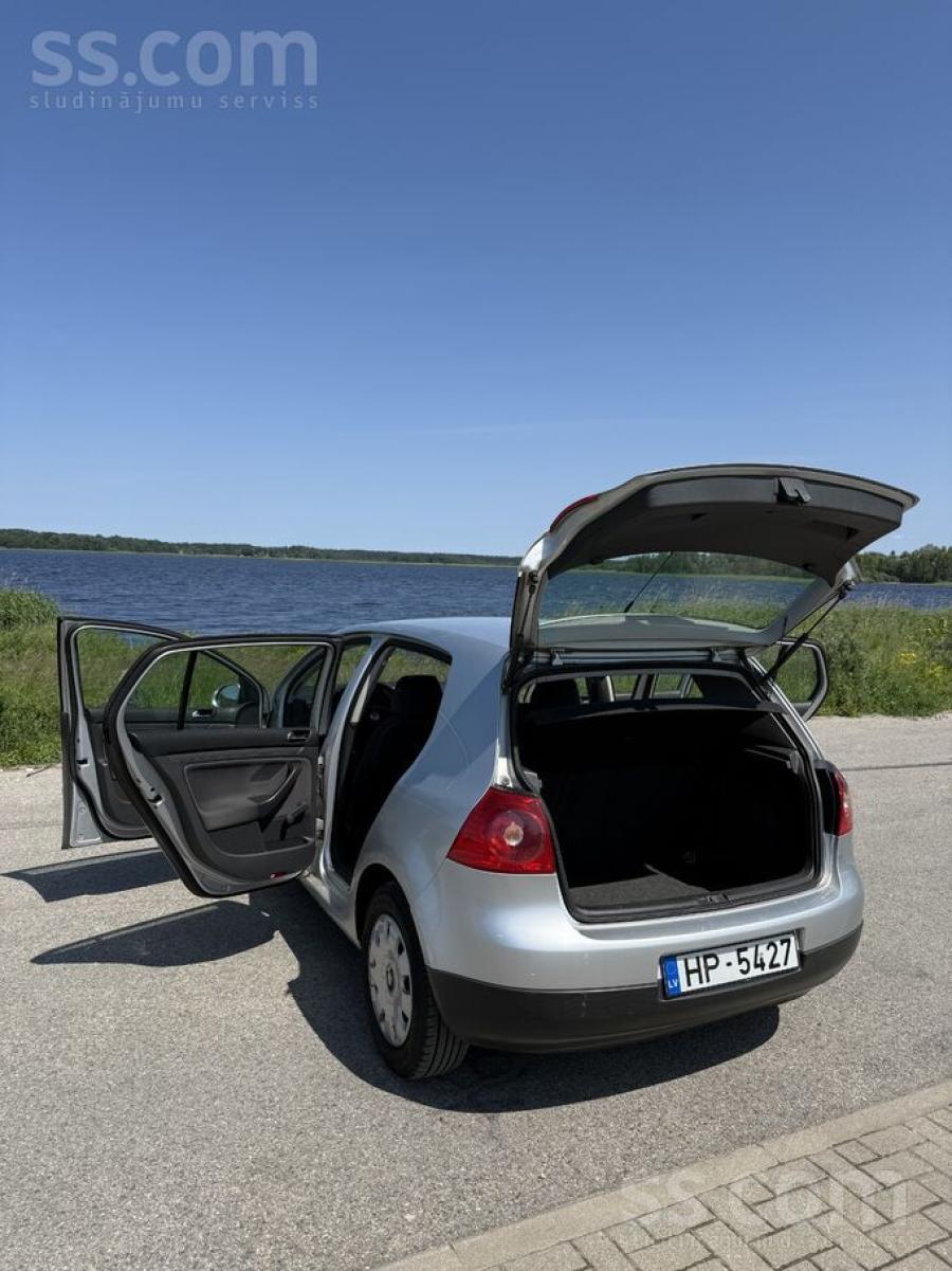 Volkswagen Golf 2008 in Riga, with an engine capacity of 1.90 L and mileage of 262 thousand km for 1650 €, photo 9 on AUTOMOTO.COM.LV