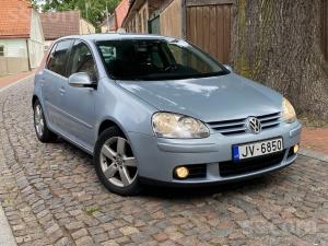 Volkswagen Golf 2008 Cēsis, ar dzinēja tilpumu 1.90 L un nobraukumu 258 tūkst. km par 1950 €, foto 3 vietnē AUTOMOTO.COM.LV
