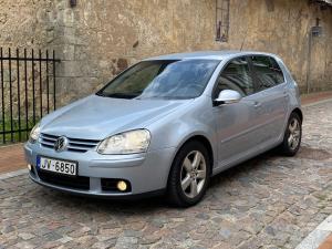 Volkswagen Golf 2008 Cēsis, ar dzinēja tilpumu 1.90 L un nobraukumu 258 tūkst. km par 1950 €, foto 7 vietnē AUTOMOTO.COM.LV