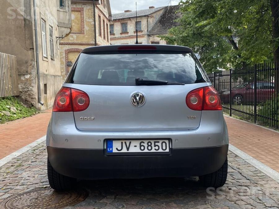 Volkswagen Golf 2008 Cēsis, ar dzinēja tilpumu 1.90 L un nobraukumu 258 tūkst. km par 1950 €, foto 10 vietnē AUTOMOTO.COM.LV