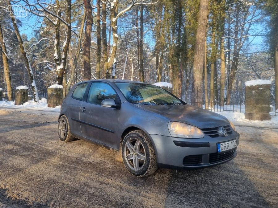 Volkswagen Golf 2008 in Vilnius, with an engine capacity of 2.50 L and mileage of 256 thousand km for 1500 €, photo 10 on AUTOMOTO.COM.LV