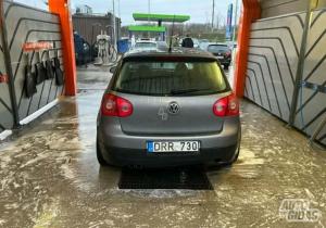 Volkswagen Golf 2008 in Vilnius, with an engine capacity of 2.50 L and mileage of 256 thousand km for 1500 €, photo 15 on AUTOMOTO.COM.LV