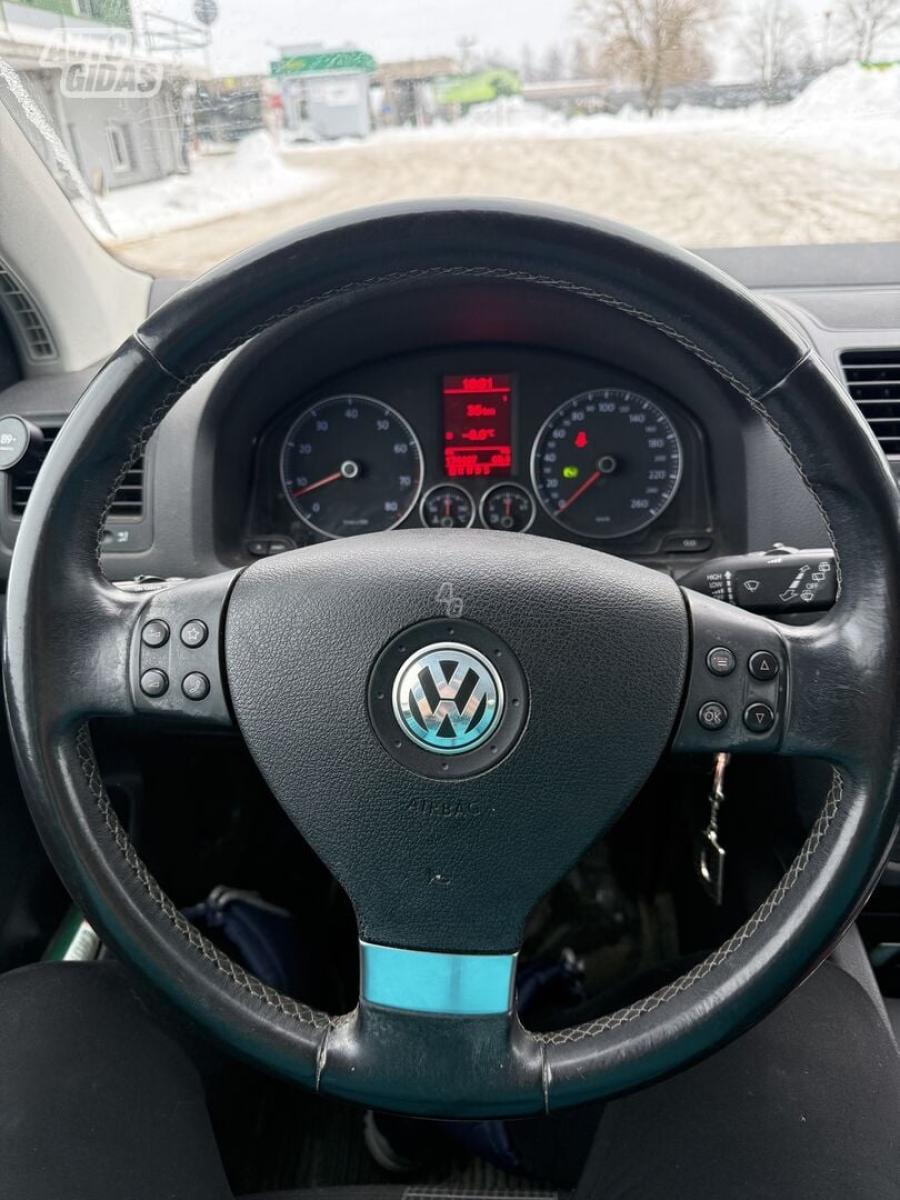 Volkswagen Golf 2008 Kretinga, ar dzinēja tilpumu 1.40 L un nobraukumu 174 tūkst. km par 3900 €, foto 10 vietnē AUTOMOTO.COM.LV