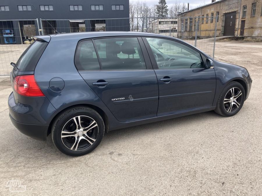 Volkswagen Golf 2008 in Vilnius, with an engine capacity of 1.90 L and mileage of 316 thousand km for 2650 €, photo 4 on AUTOMOTO.COM.LV