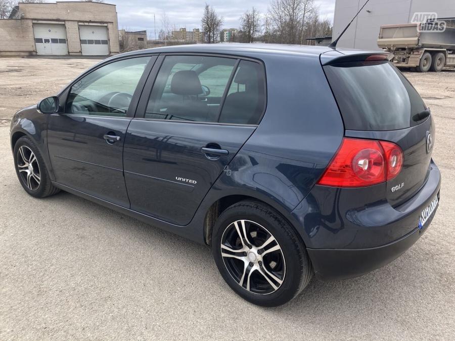 Volkswagen Golf 2008 in Vilnius, with an engine capacity of 1.90 L and mileage of 316 thousand km for 2650 €, photo 5 on AUTOMOTO.COM.LV