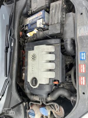 Volkswagen Golf 2008 in Vilnius, with an engine capacity of 1.90 L and mileage of 316 thousand km for 2650 €, photo 13 on AUTOMOTO.COM.LV