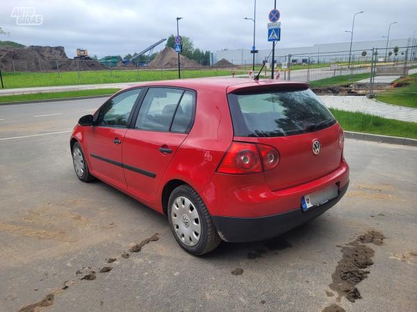 Volkswagen Golf 2008 in Vilnius, with an engine capacity of 1.90 L and mileage of 289 thousand km for 1650 €, photo 4 on AUTOMOTO.COM.LV