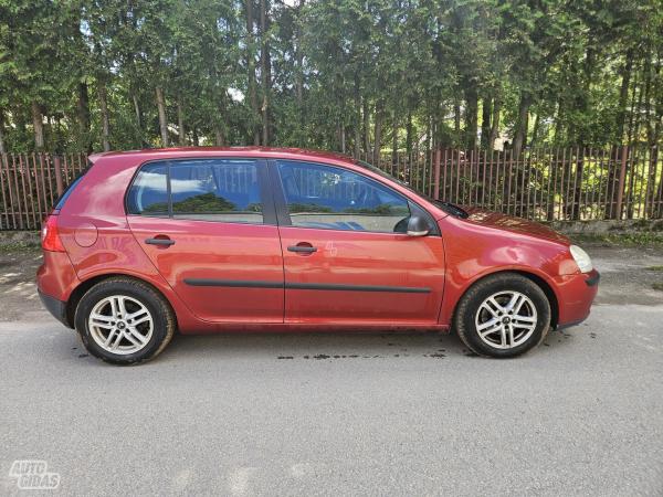 Volkswagen Golf 2008 in Prienai, with an engine capacity of 1.90 L and mileage of 500 thousand km for 1300 €, photo 9 on AUTOMOTO.COM.LV