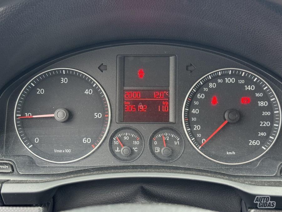 Фольксваген Гольф 2008 в Каунас, объемом двигателя 1.90 л и пробегом 300 тыс. км за 1750 €, фото 10 на AUTOMOTO.COM.LV