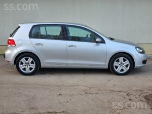 Volkswagen Golf 2008 in Ogre, with an engine capacity of 2.00 L and mileage of 224 thousand km for 4950 €, photo 5 on AUTOMOTO.COM.LV